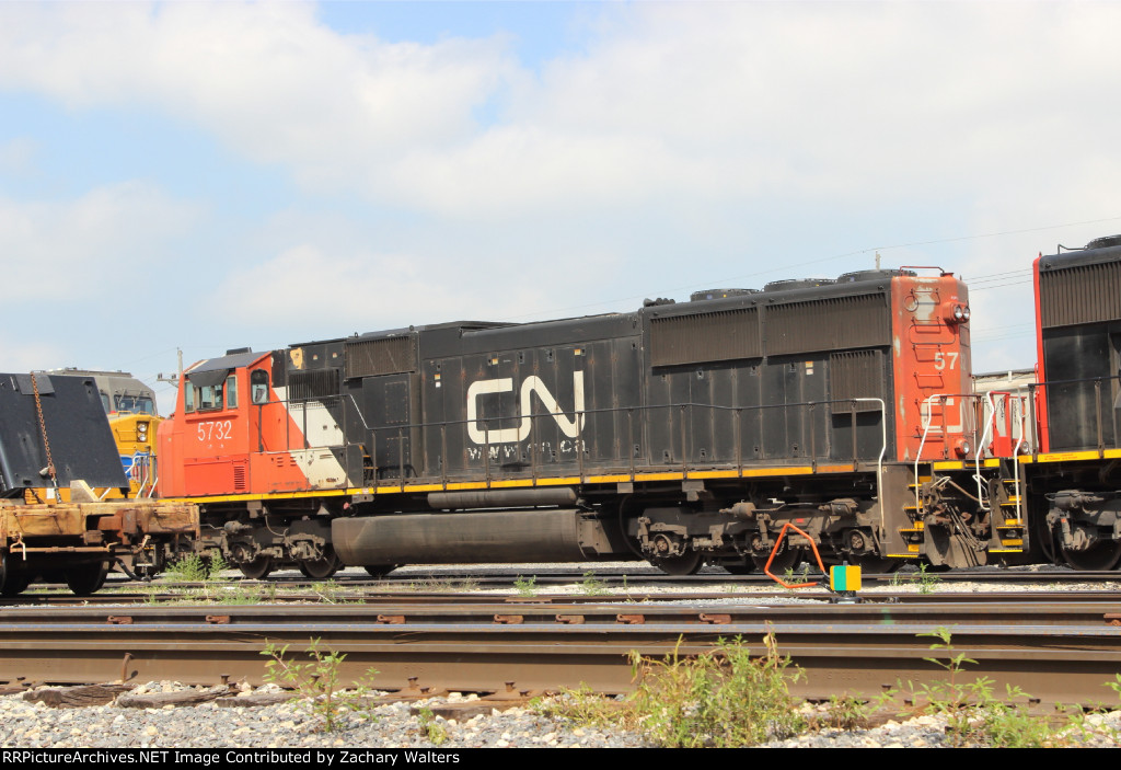 CN 5732